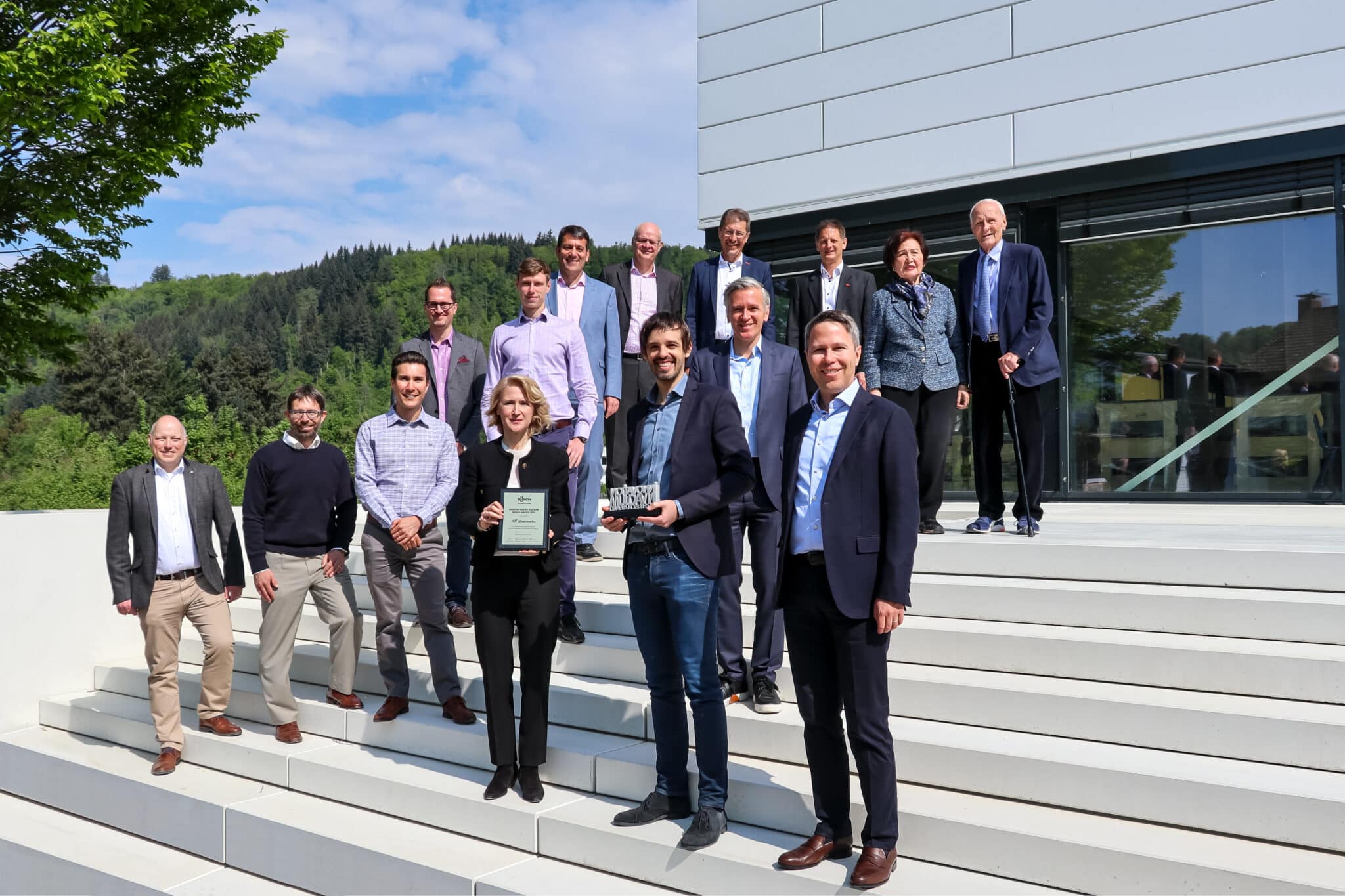 Climeworks erhält den «Innovation in Vacuum Busch Award» – ChemieXtra ...